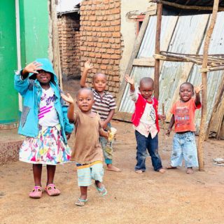 Learn Chichewa - Kusewera