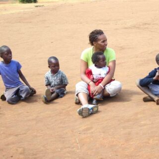 Learn Chichewa - Kusewera